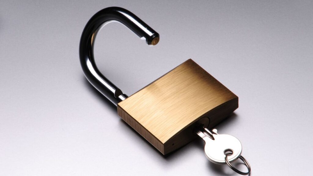 Os 7 Melhores Cadeados em 2025: Papaiz, Pado e mais